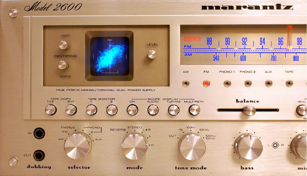 Marantz 2600 Côté Scope - Echoretro